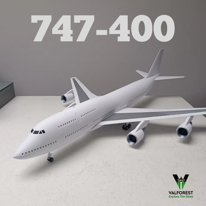 747 - 400 (1/144 scale) style aircraft model replica (Copy) – VALFOREST