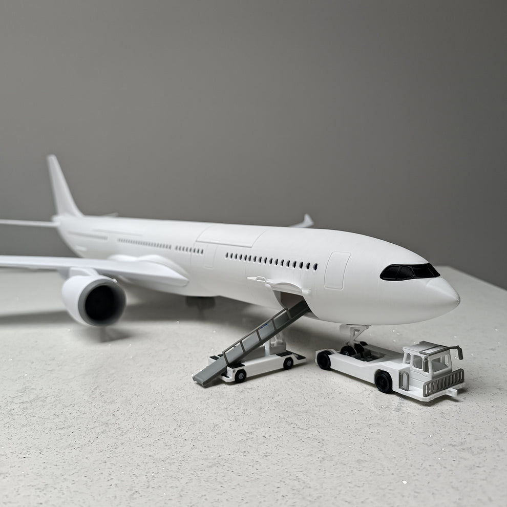3D Printed Pushback Tug Model 1/100 scale – VALFOREST
